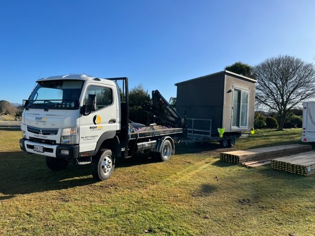 Right Size Lift & Load - Mini Hiab Crane Service